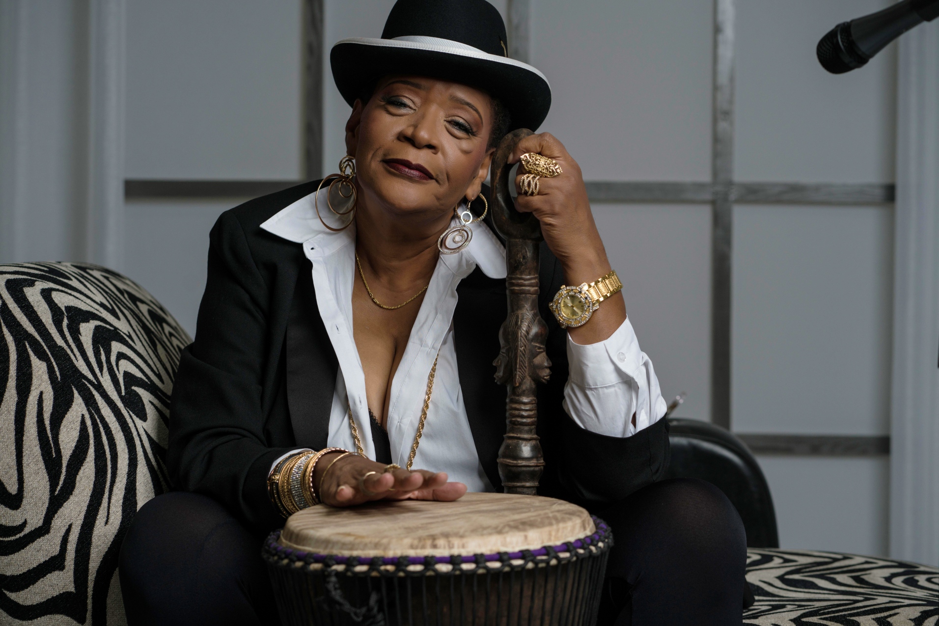 Marsha Warfield is Holding Court